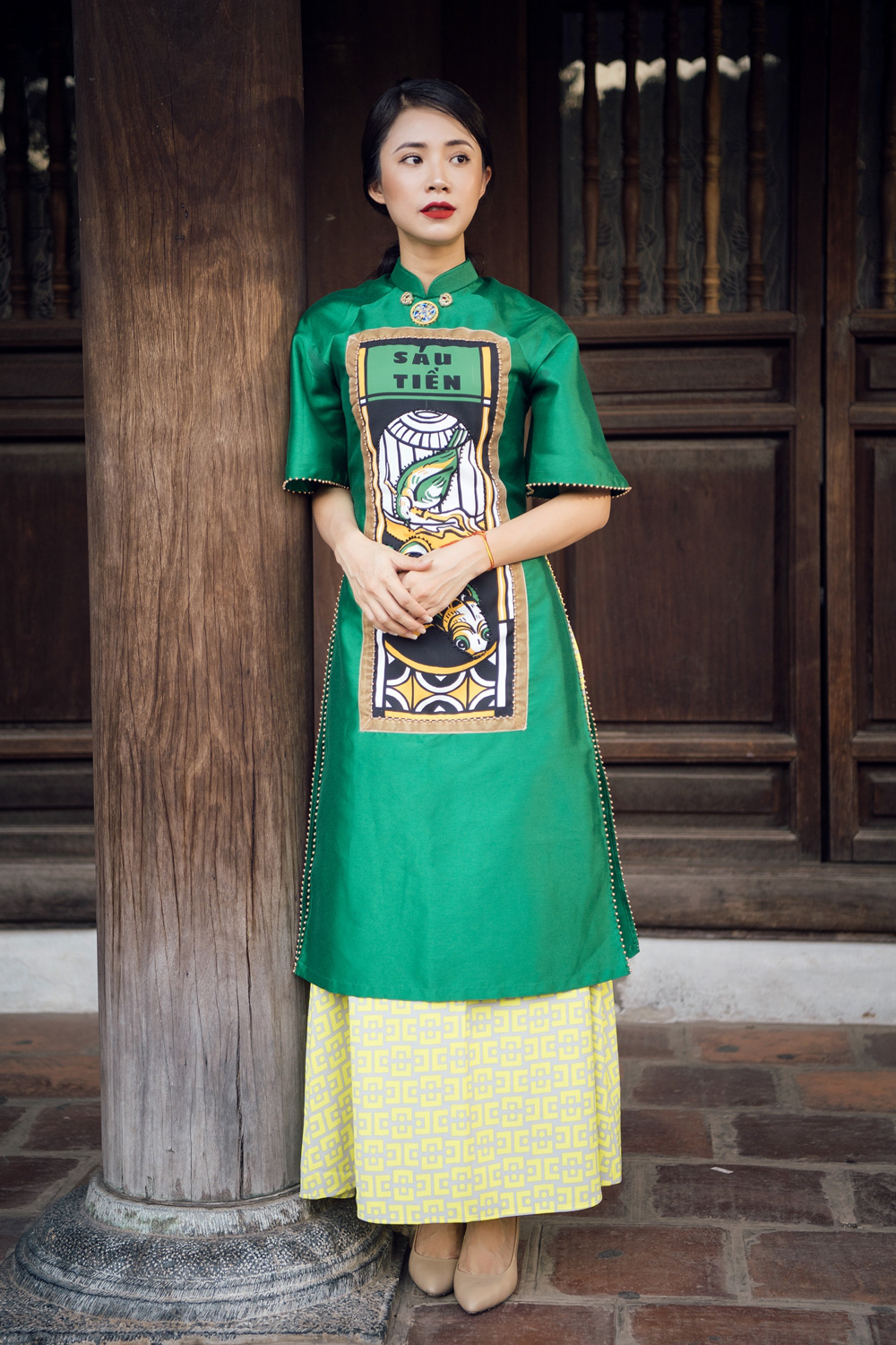 NTK Cao Minh Tiến đưa nghệ thuật Bài Chòi vào áo dài | VTV.VN