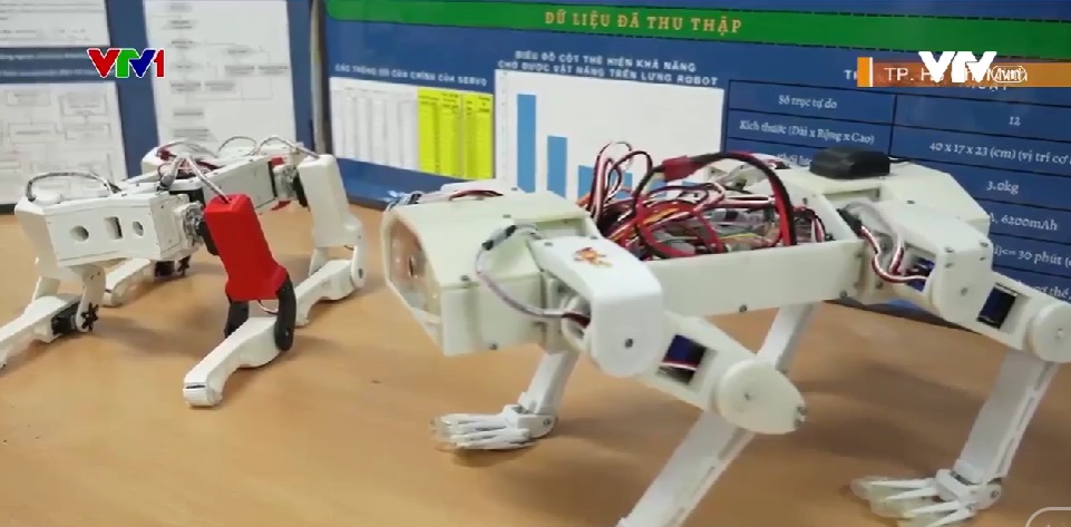 Học sinh chế tạo robot cứu hộ trong vùng bị sạt lở