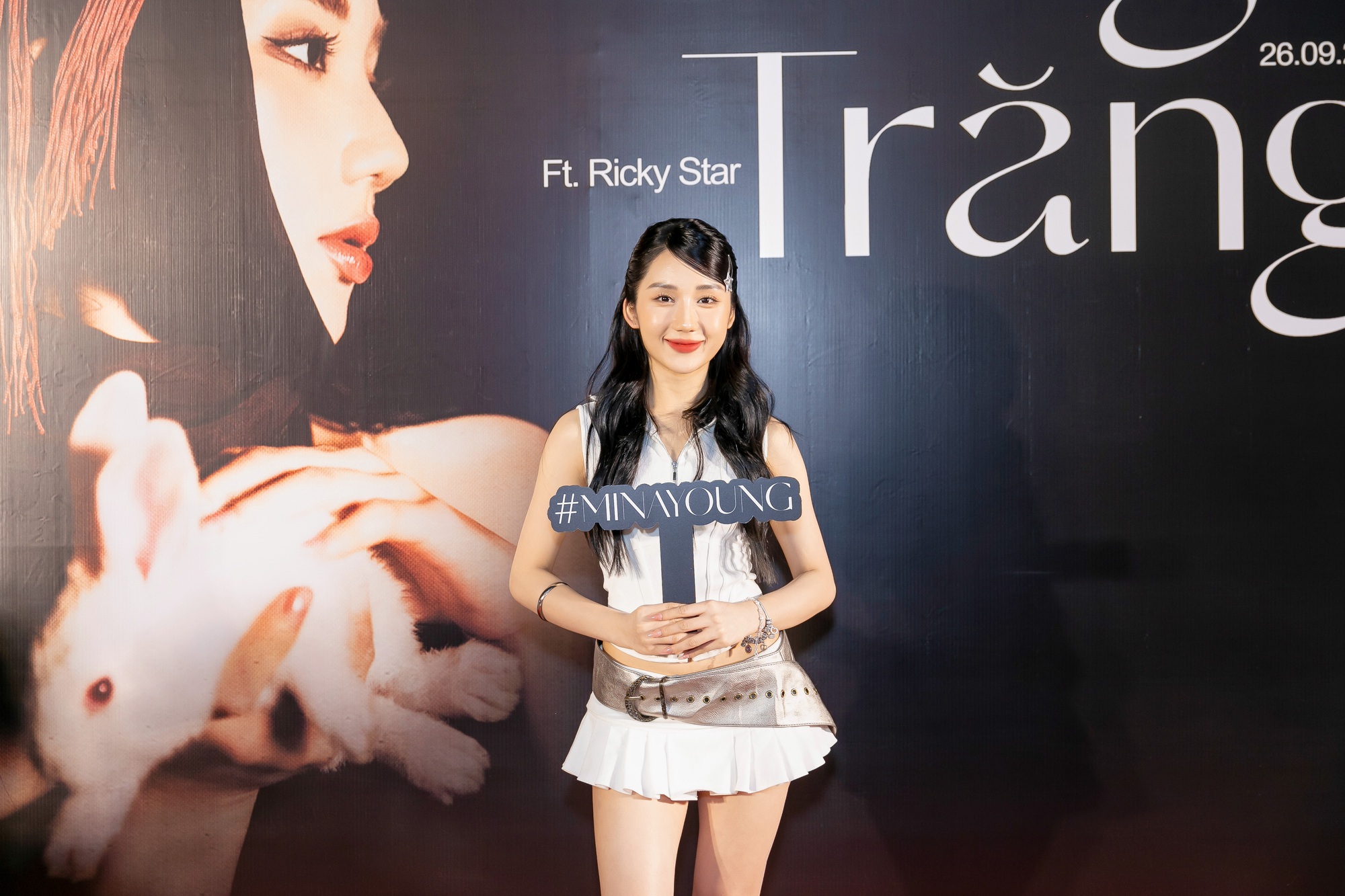 Mina Young trình làng MV "Cung trăng" mùa Trung thu
