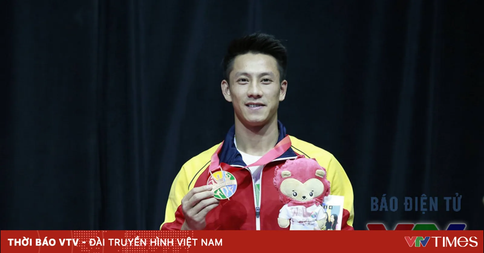 SEA Games 28, ngày thi đấu thứ 3: Những hình ảnh cực ấn tượng của VĐV ...