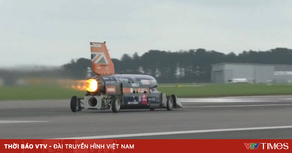 Siêu xe Bloodhound SSC chuẩn bị chạy thử ở tốc độ cận âm