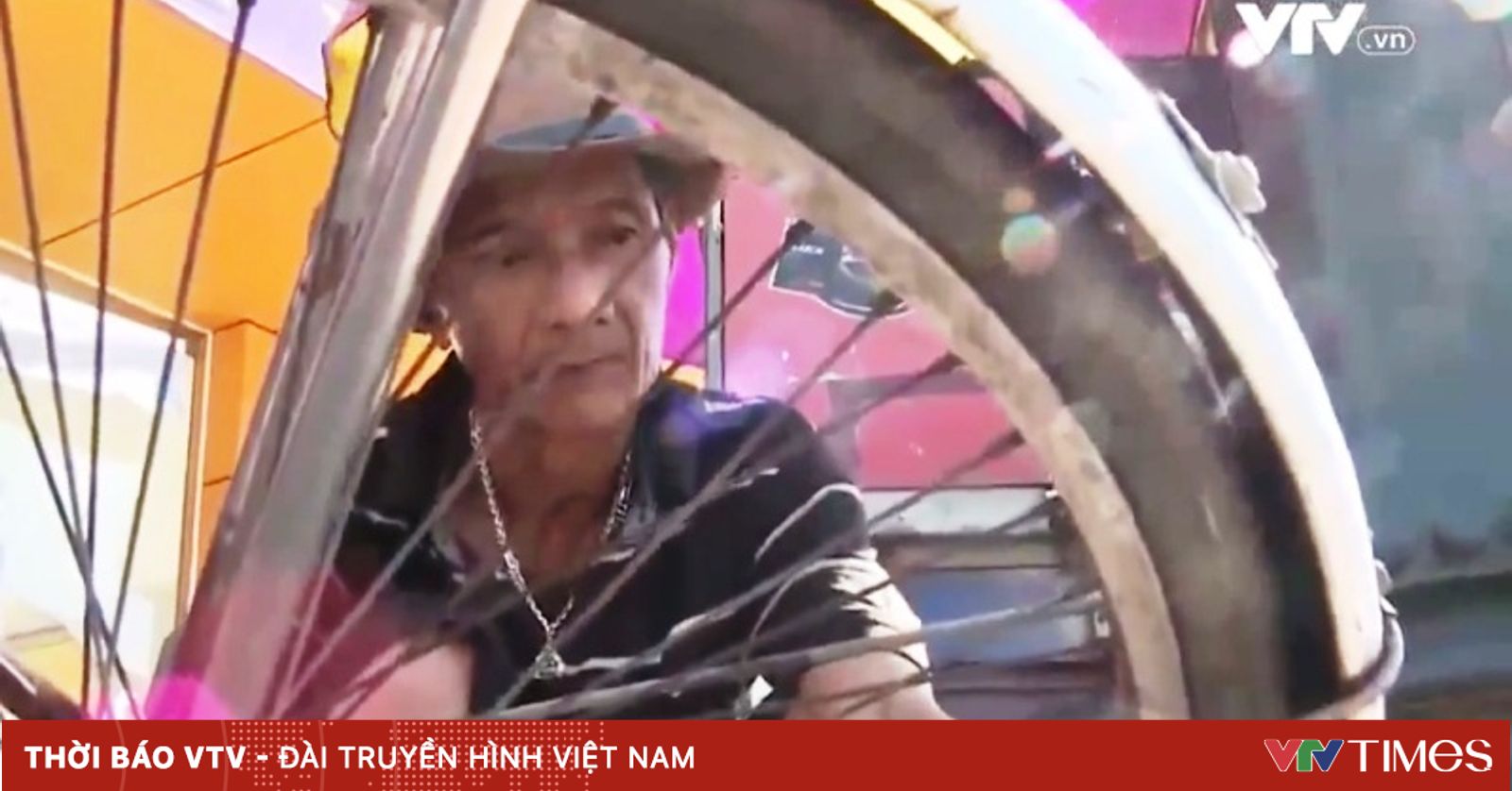 Sửa xe đạp miễn phí suốt 10 năm tại Đà Nẵng