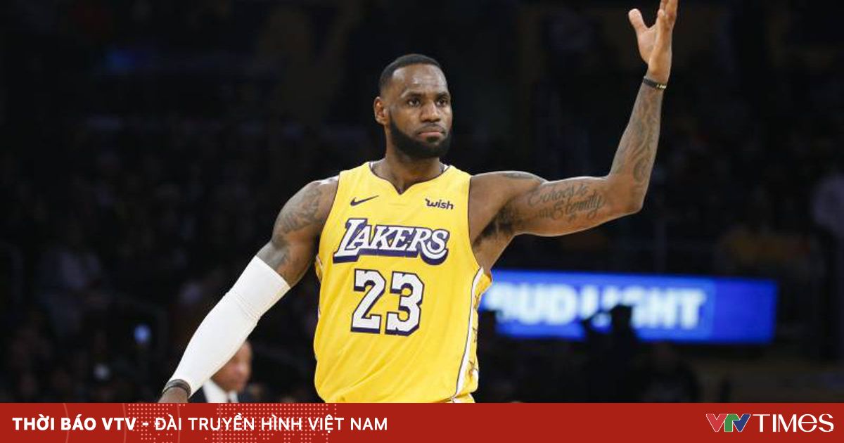 Lebron James trở thành VĐV xuất sắc nhất thập kỷ của AP