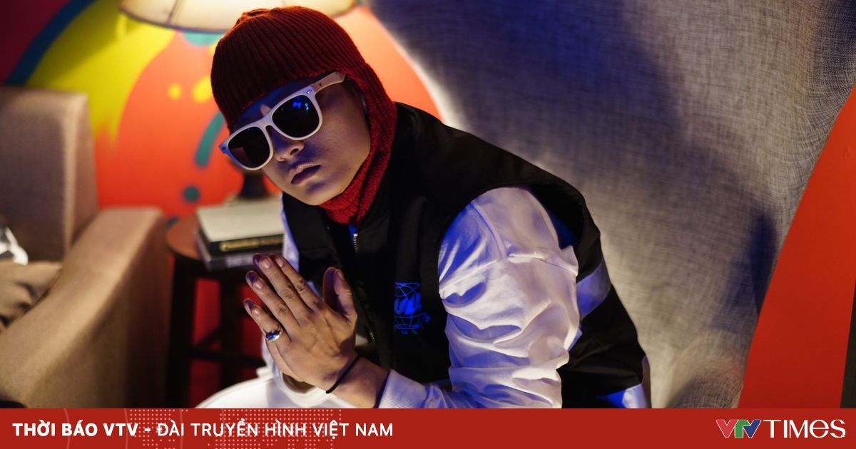 2 "niềm tự hào Rap Việt" - Suboi và Đạt Maniac tham dự chương trình Hip ...