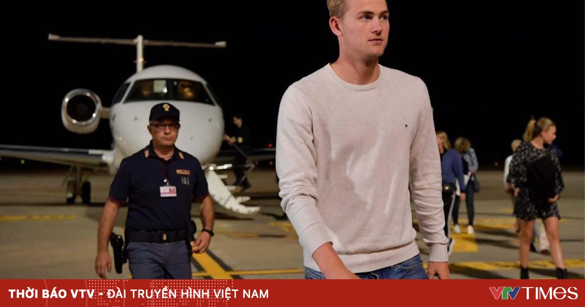Matthijs de Ligt tới Italia kiểm tra y tế, chuẩn bị gia nhập Juventus