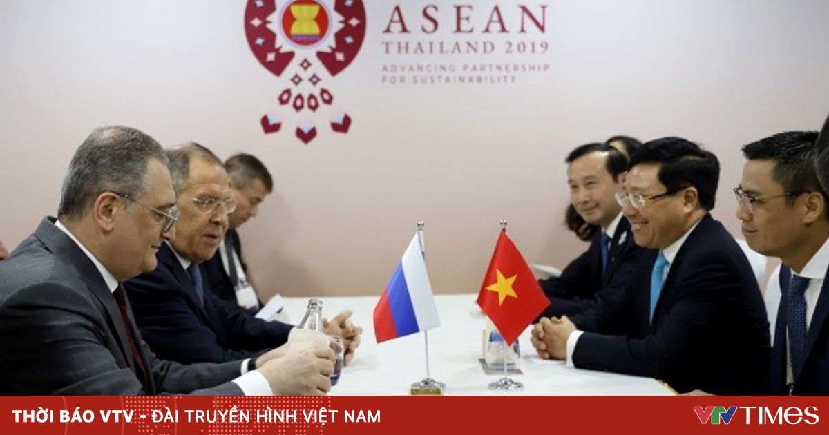 PTT, Bộ trưởng Bộ Ngoại giao Việt Nam gặp song phương Bộ trưởng Bộ Ngoại giao Nga, Na Uy, Thái Lan.