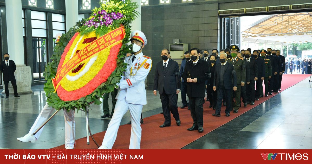 Tổ chức trọng thể lễ tang đồng chí Vũ Oanh