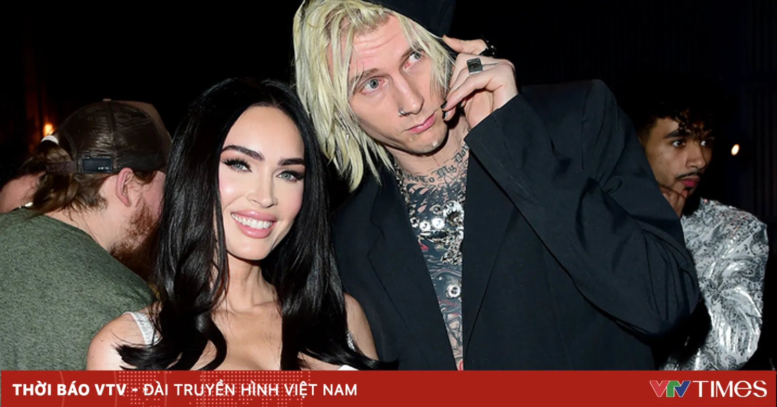 Megan Fox phủ nhận tin đồn hôn phu ngoại tình