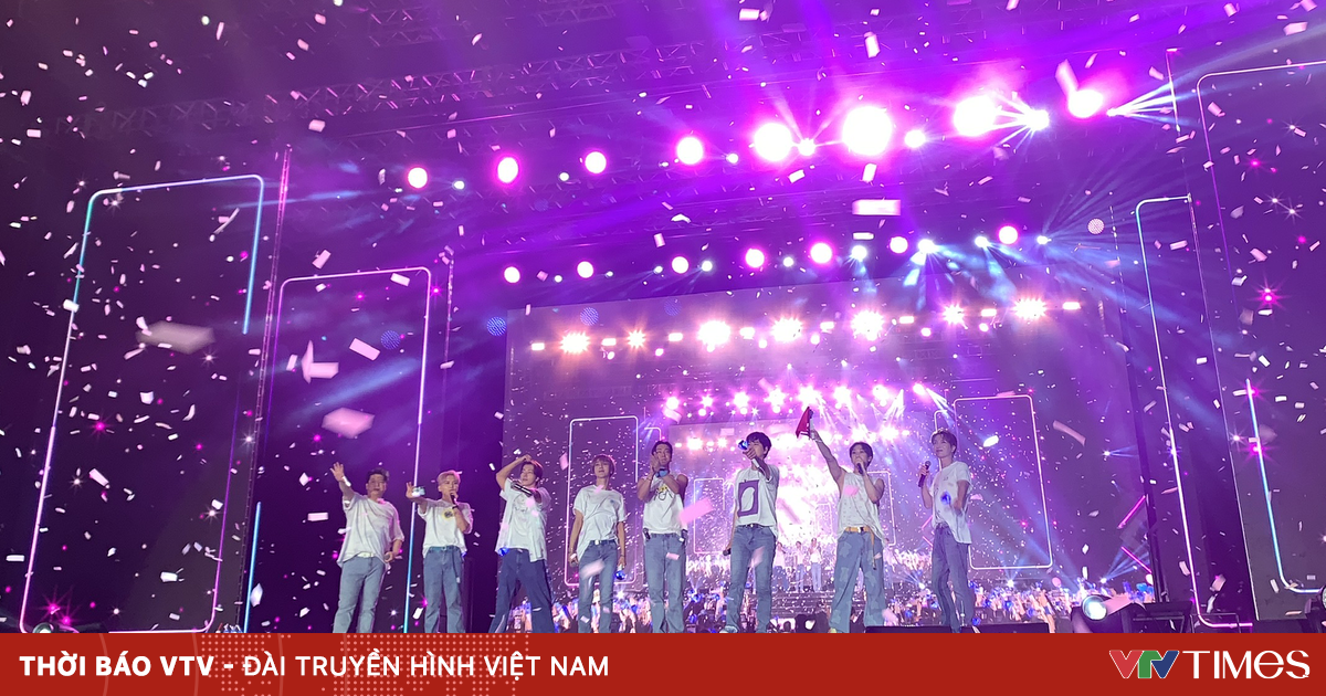 Show diễn của Super Junior tại Việt Nam thành công rực rỡ
