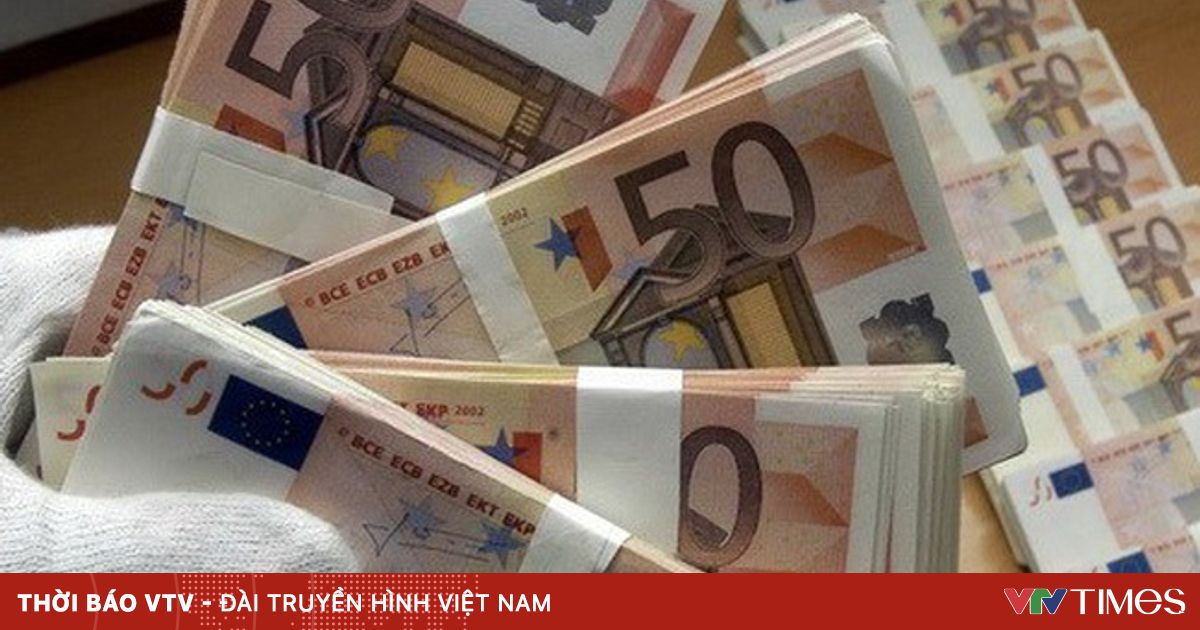 Đồng Euro tăng vọt so với USD