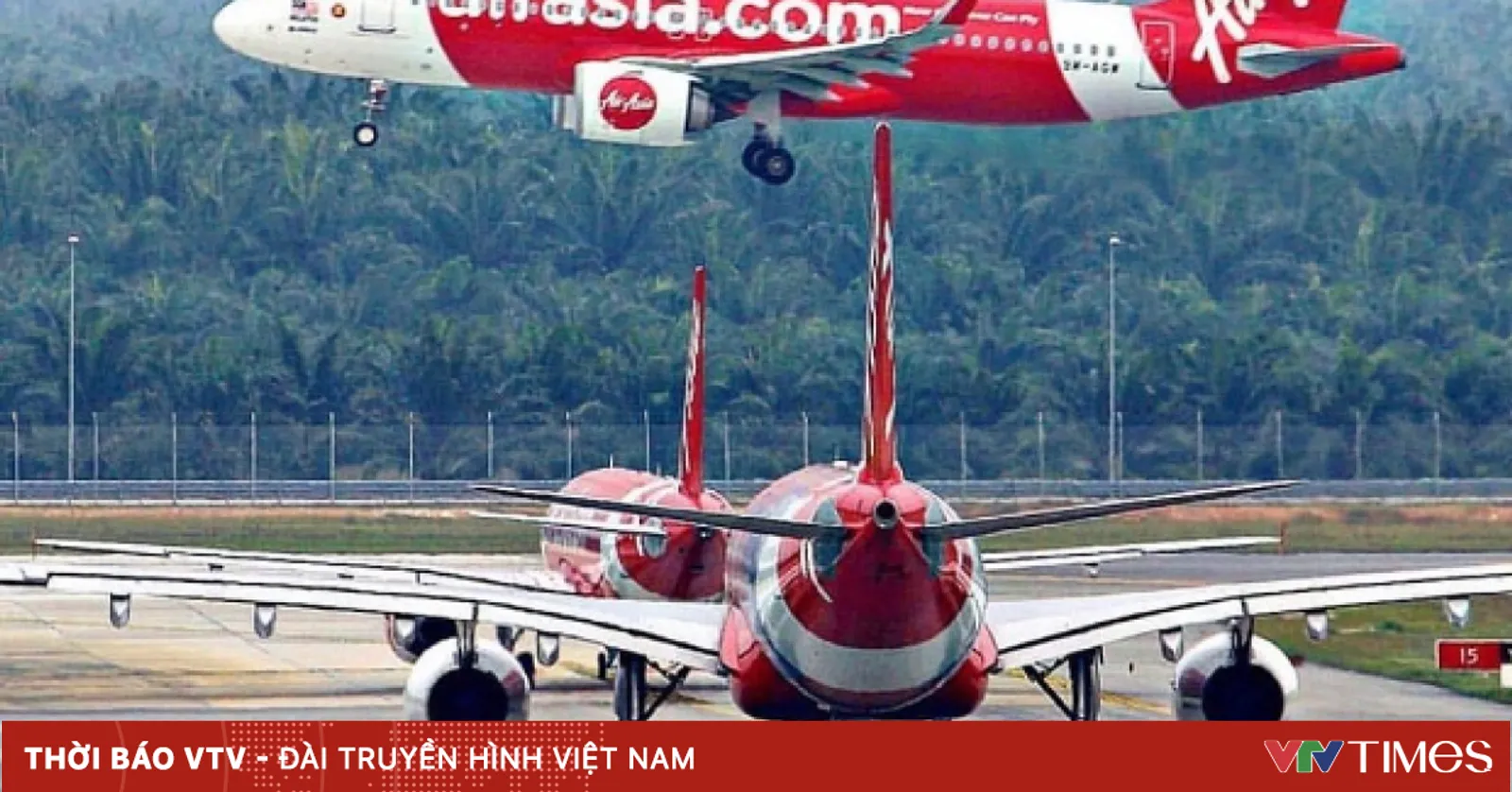 Xác minh sự cố máy bay suýt va chạm tại sân bay Nội Bài