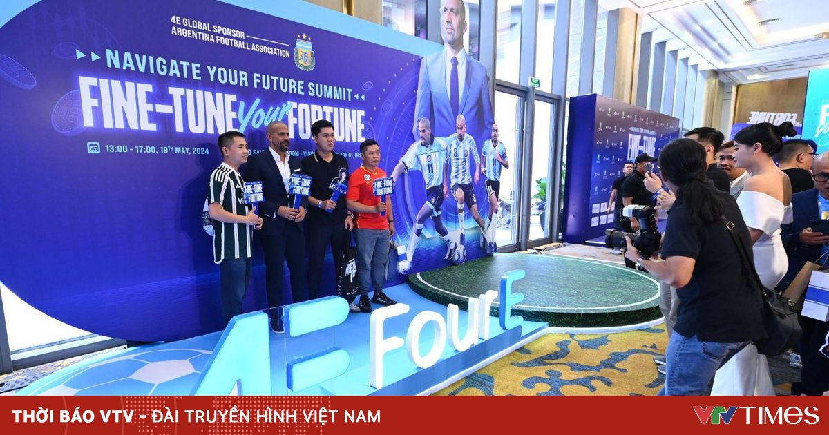 Cựu danh thủ MU Juan Verón "bắt tay" Soobin Hoàng Sơn “khuấy đảo” TP ...