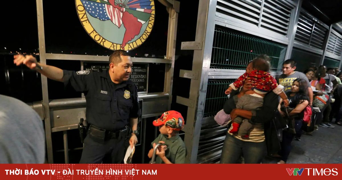 Mỹ đẩy mạnh trục xuất người nhập cư bất hợp pháp