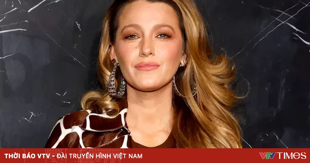 Blake Lively tổn thương vì bị tẩy chay