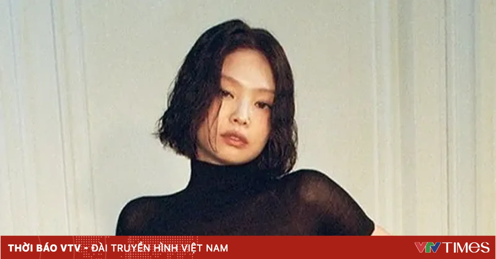 Jennie (BLACKPINK) lên tiếng về lùm xùm hút thuốc, khán giả tranh cãi
