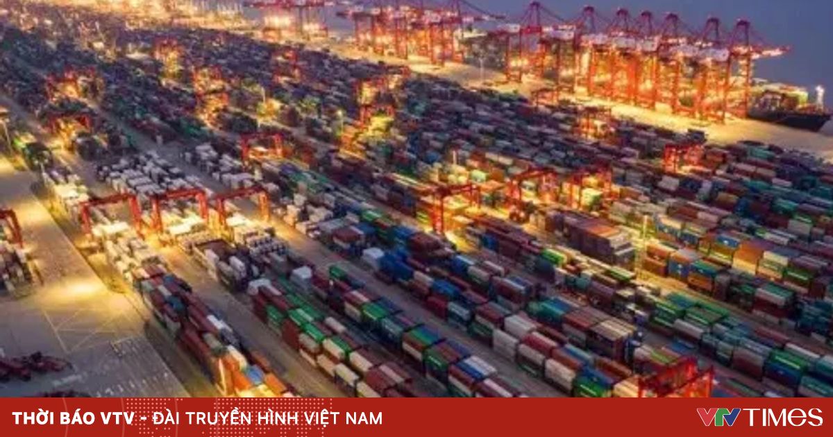 IMF cảnh báo kinh tế thế giới đối mặt với nhiều "cơn gió ngược"