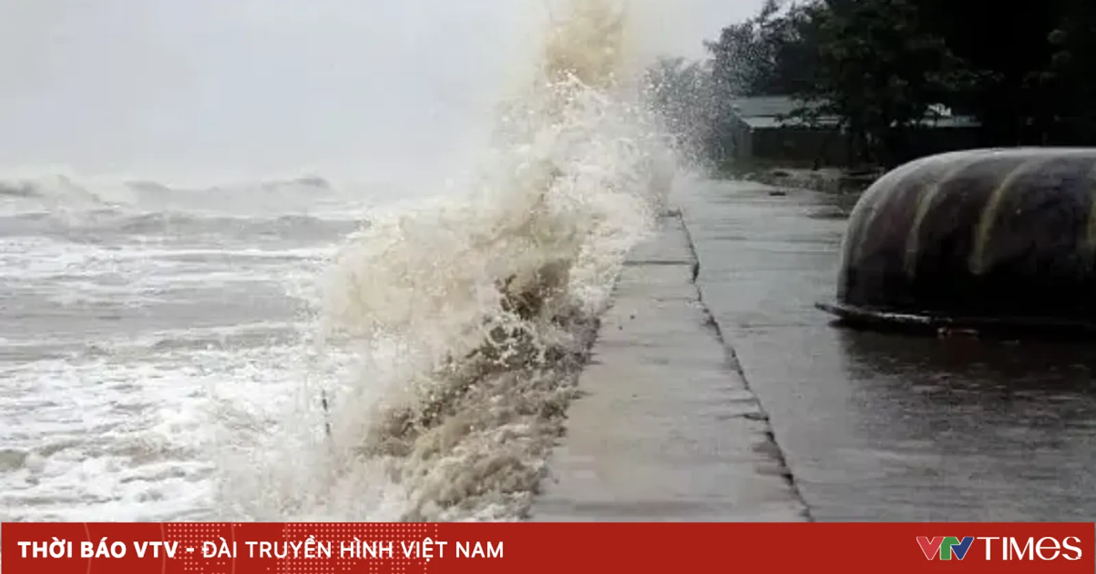 Tương tác của bão đôi có thể làm cho bão số 6 dịch chuyển ra ngoài