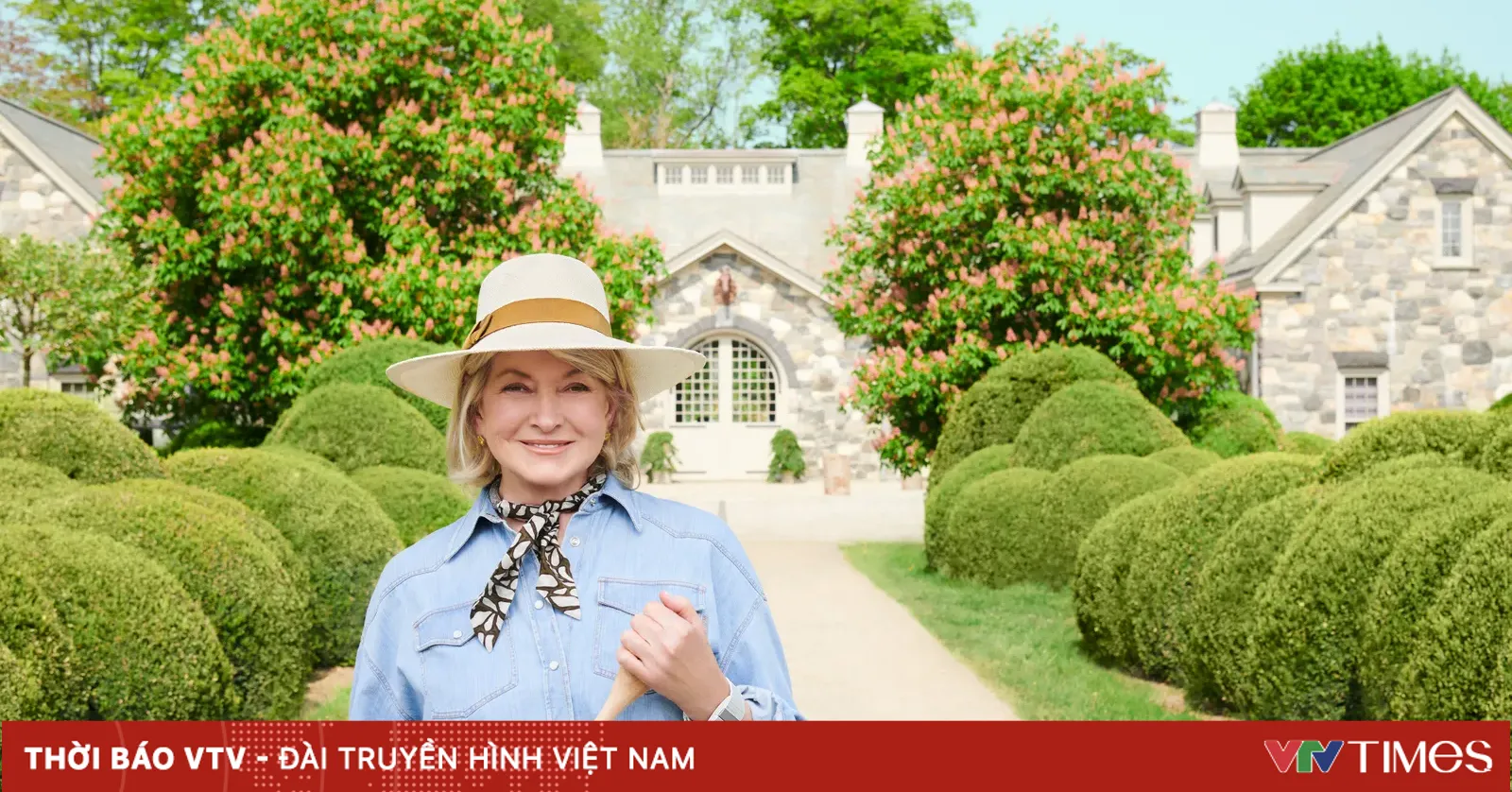 Khỏe, đẹp ở tuổi ngoài 80 theo cách của Martha Stewart