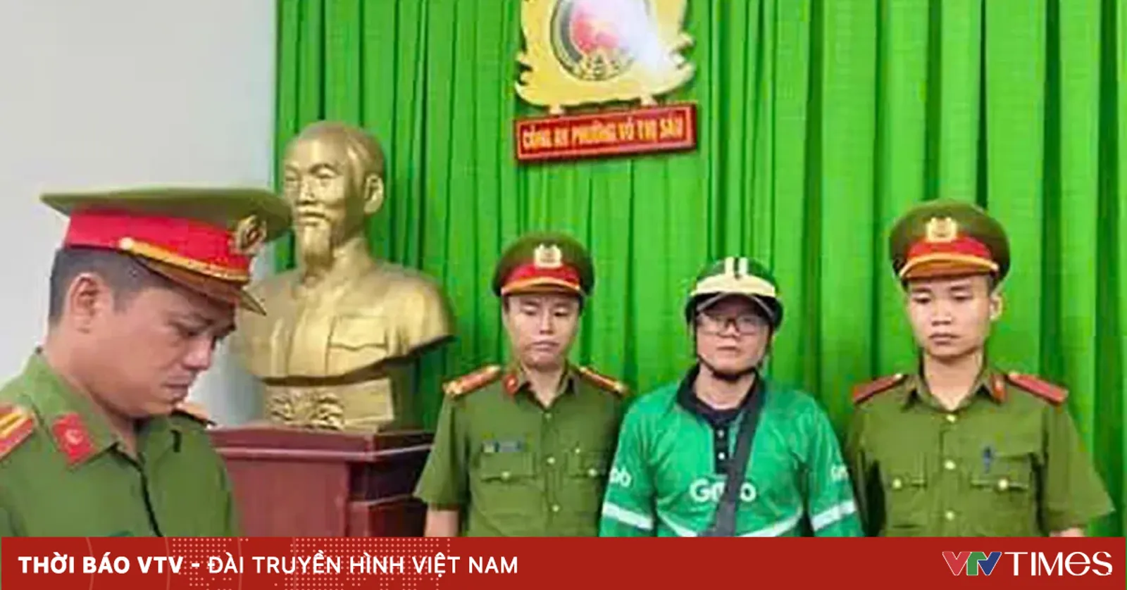 Tạm giữ hình sự phụ xe bus và tài xế xe công nghệ xô xát ở trung tâm TP ...