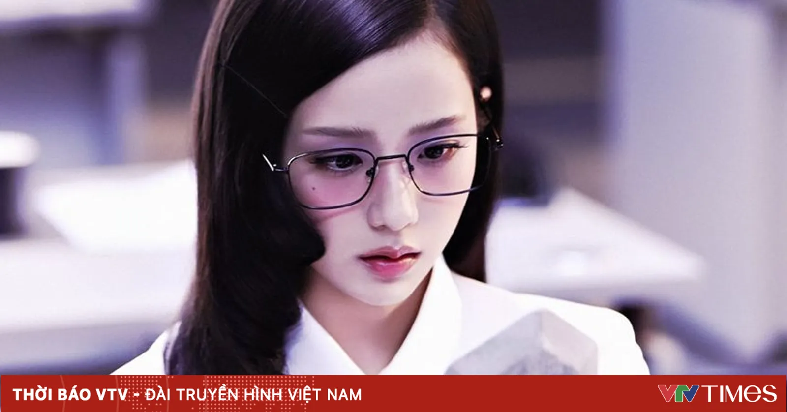 Jisoo (BLACKPINK) comeback MV mới với nhan sắc cực cuốn hút