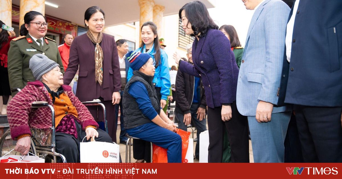 Viettel Money cùng Bộ Y tế hỗ trợ các hoàn cảnh khó khăn tại Tuyên Quang