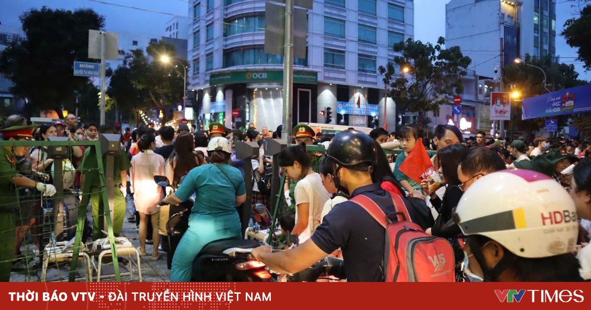 Một vài hình ảnh chưa đẹp trong buổi sơ duyệt diễu binh đại lễ 30/4