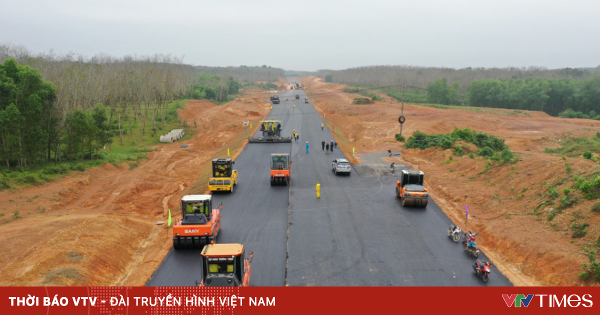 Thi công đường cao tốc xuyên lễ