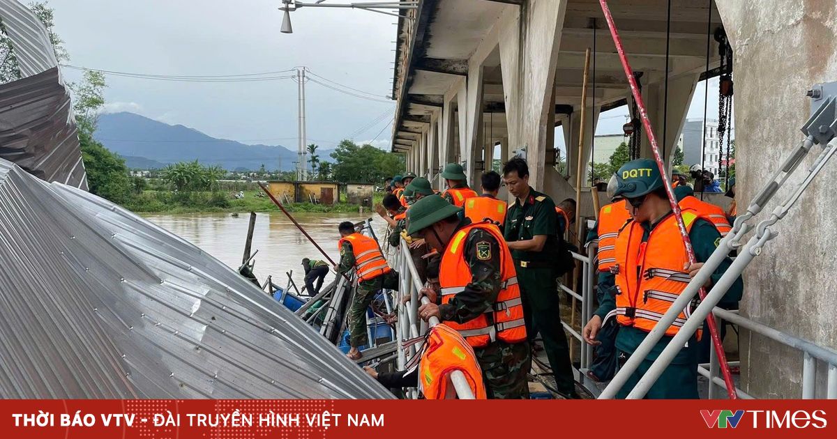 Bộ Chỉ huy Quân sự thành phố Đà Nẵng triển khai lực lượng ứng phó hoàn lưu bão số 1