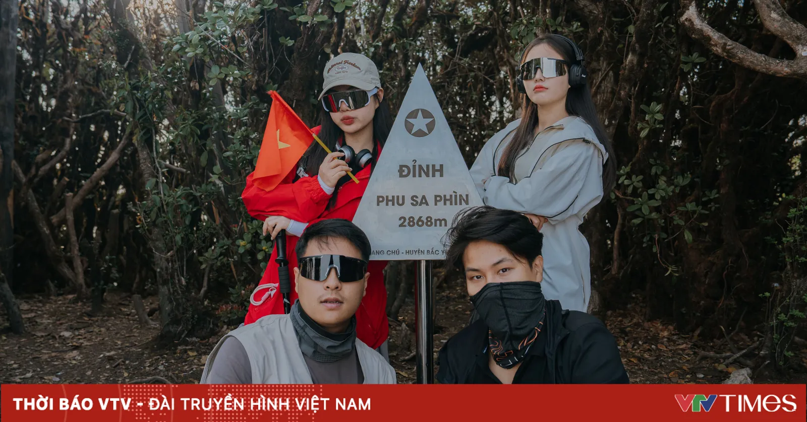 Chiêm ngưỡng rừng rêu cổ thụ trên cung đường leo đỉnh Phu Sa Phìn