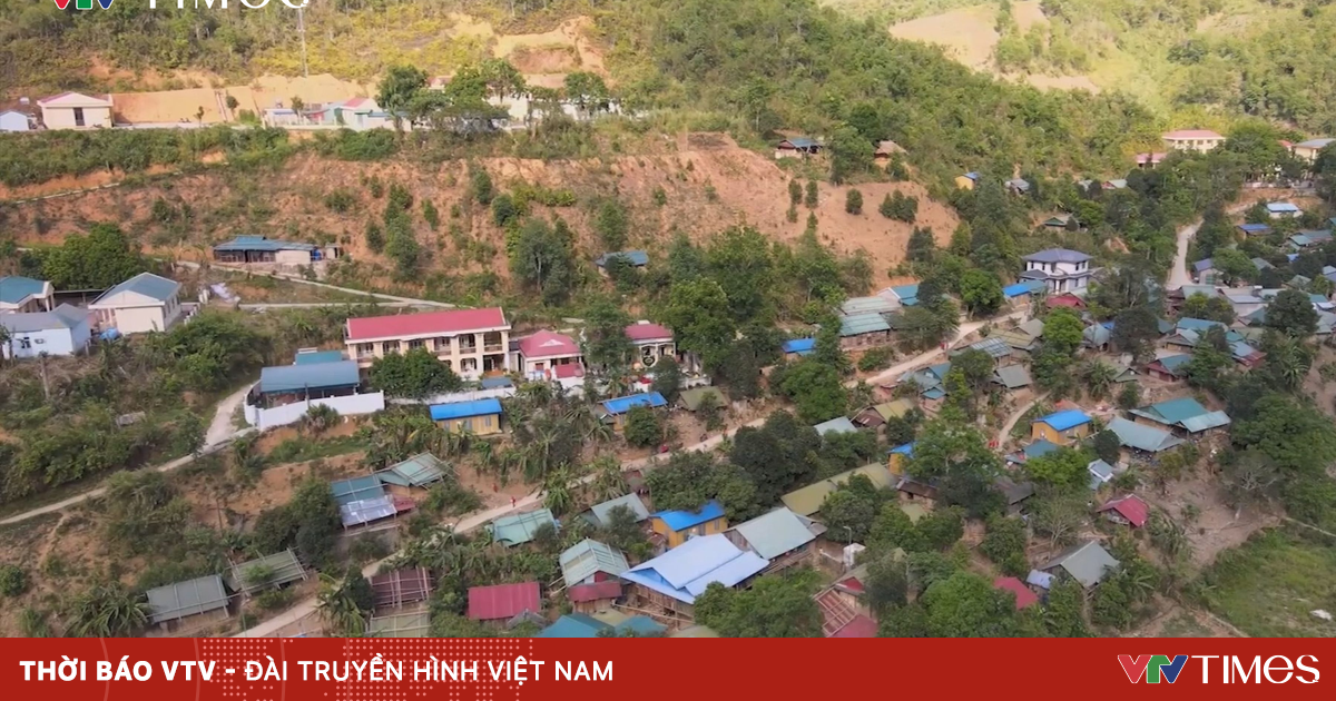 Đảng viên trẻ - Điểm tựa cho bản làng người La Hủ ở Lai Châu