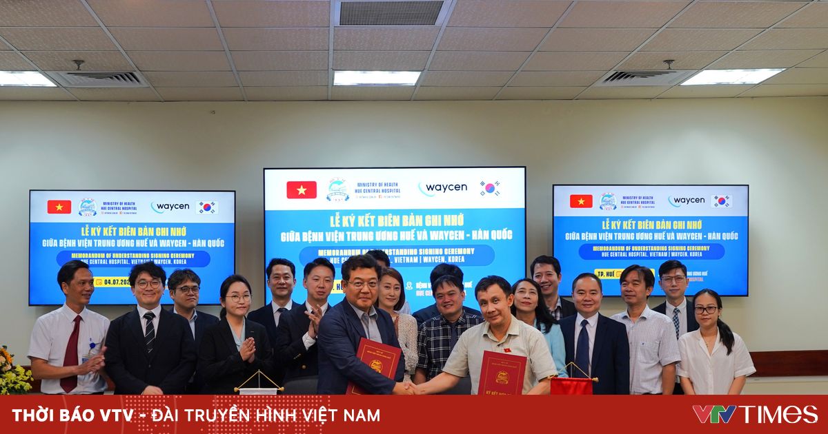 WAYCEN ký kết hợp tác với Bệnh viện Trung ương Huế trong ứng dụng công ...
