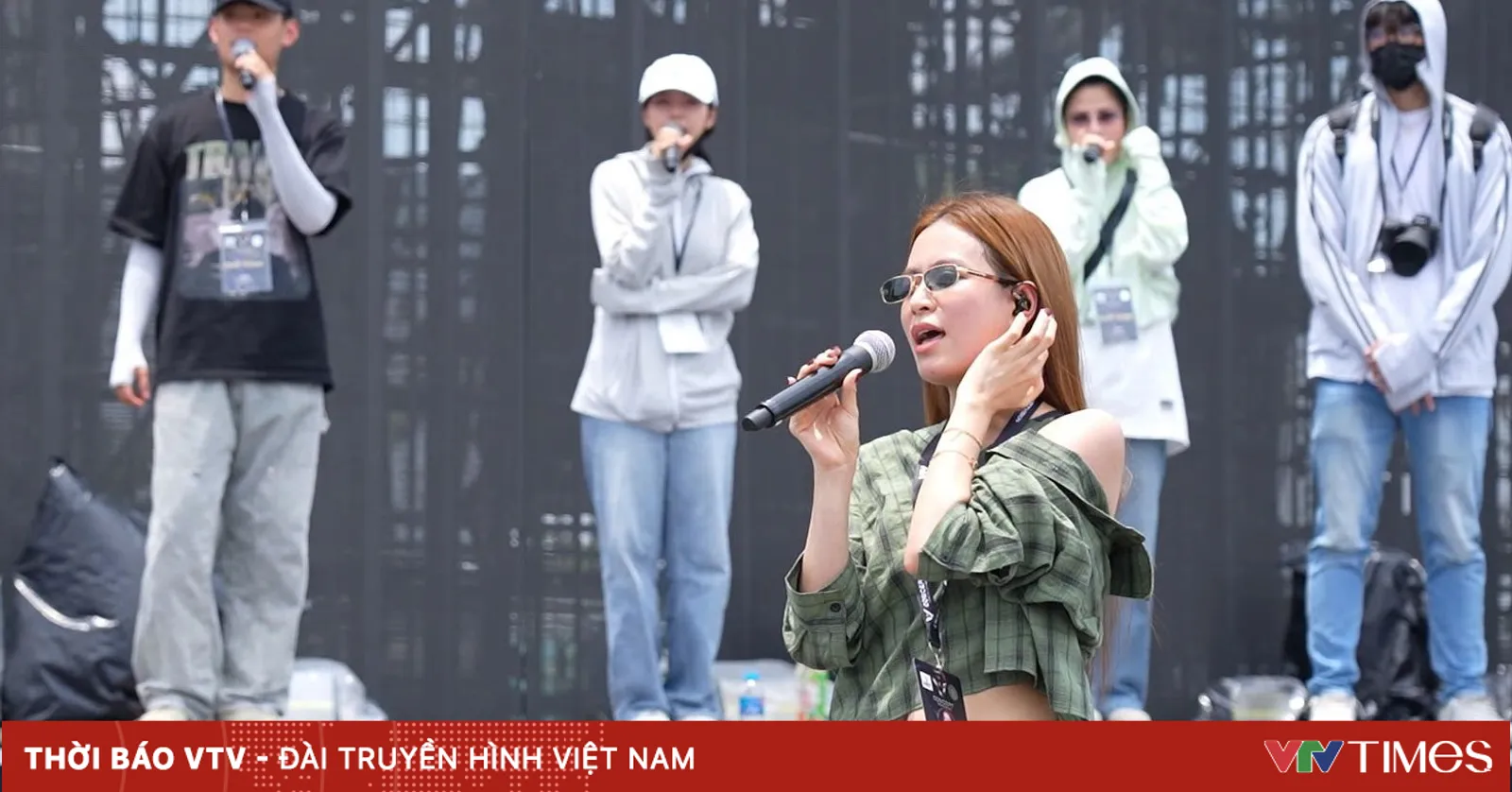 V Concert - Rạng rỡ Việt Nam: Dàn nghệ sĩ sẵn sàng 'bùng cháy' trước giờ G