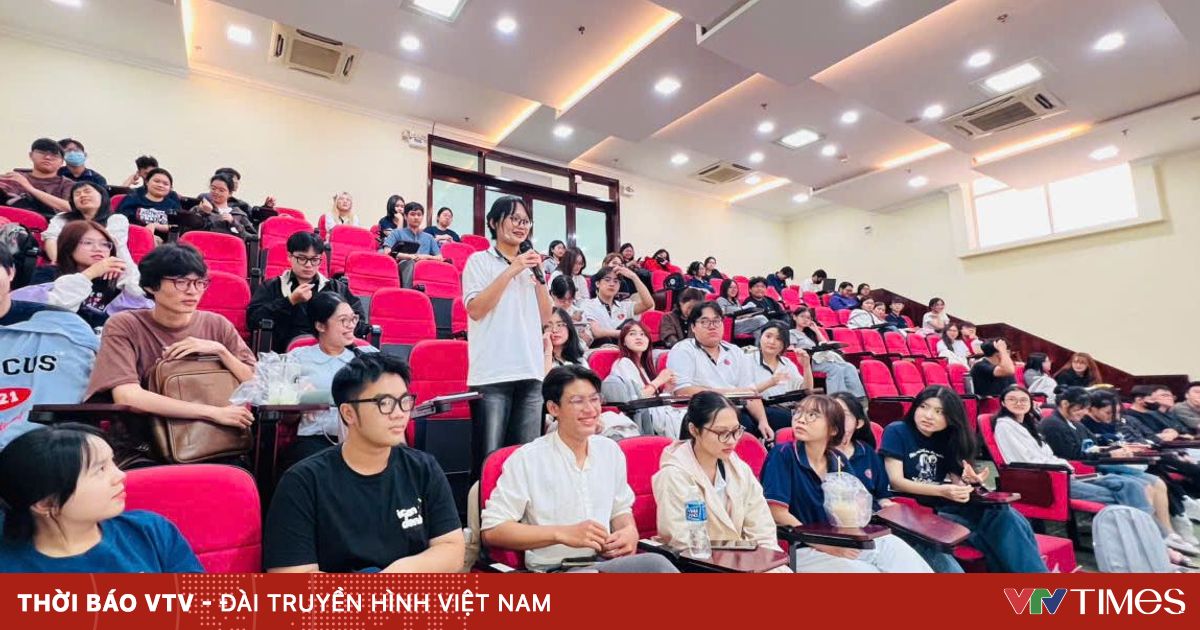 Trang bị kỹ năng giao thông công cộng và chống tội phạm cho sinh viên