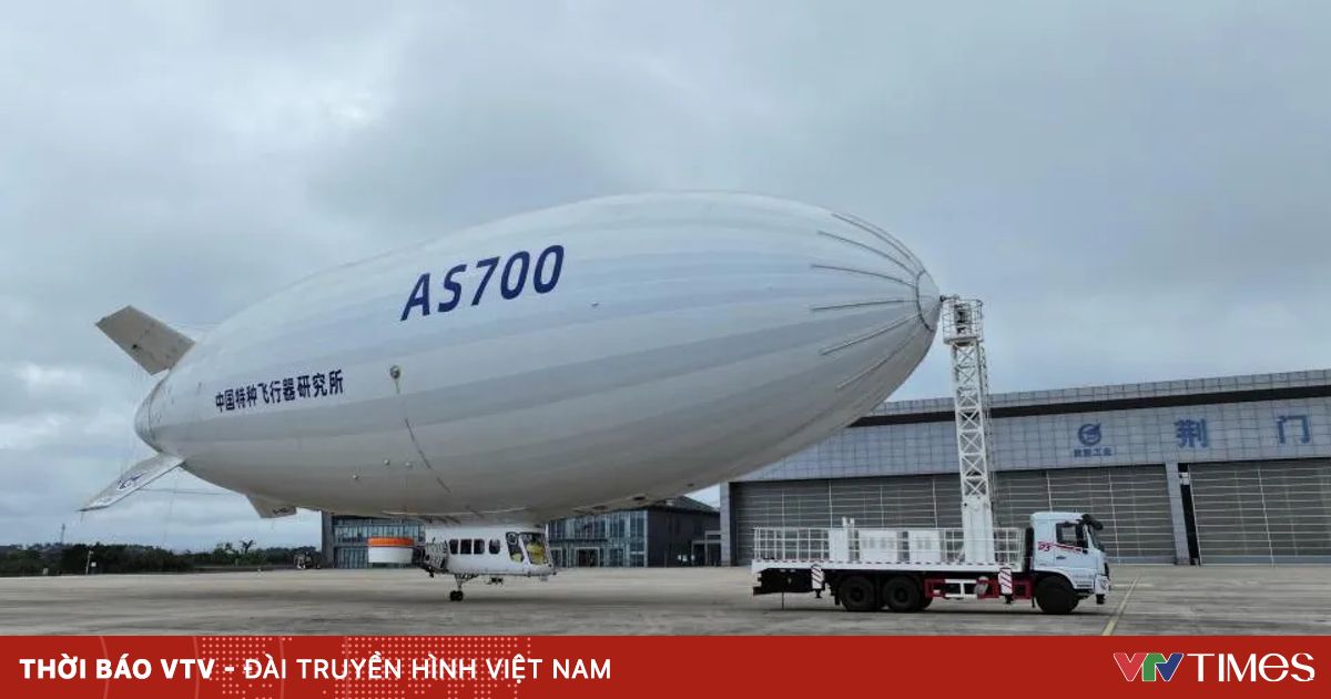 Khinh khí cầu AS700 hoàn thành chuyến bay thương mại đầu tiên