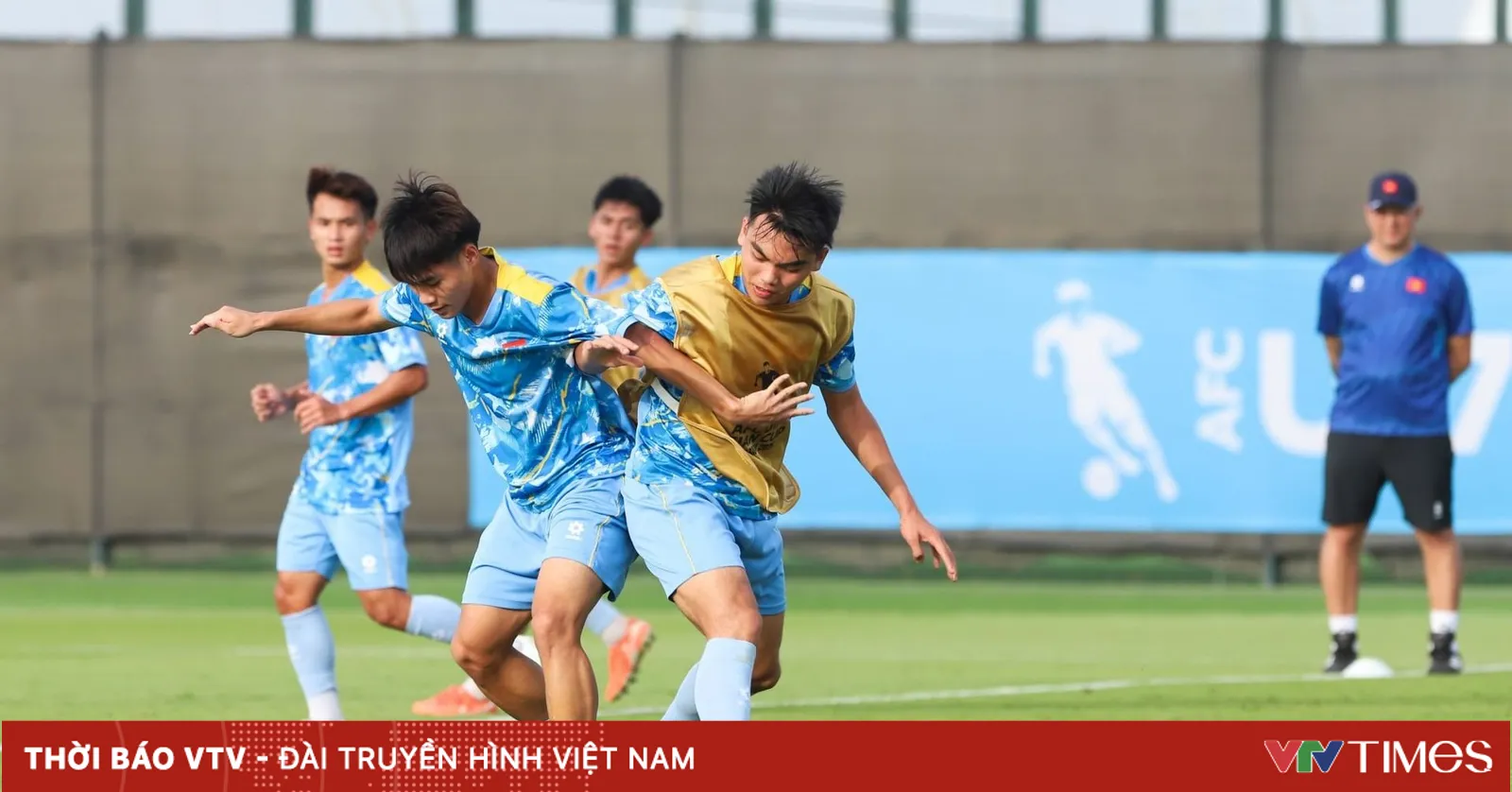 HLV Cristiano Roland tự tin cùng U17 Việt Nam hướng tới bất ngờ trước ...