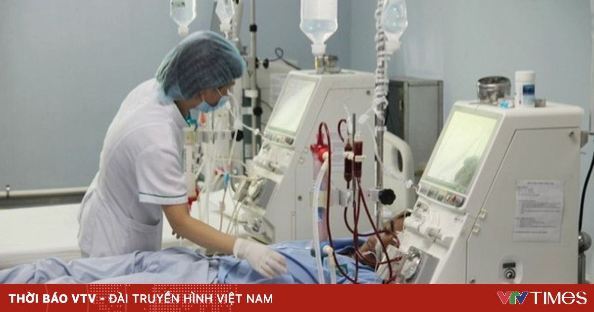 Côi cút mảnh đời hai mẹ con bệnh nhân chạy thận | VTV.VN
