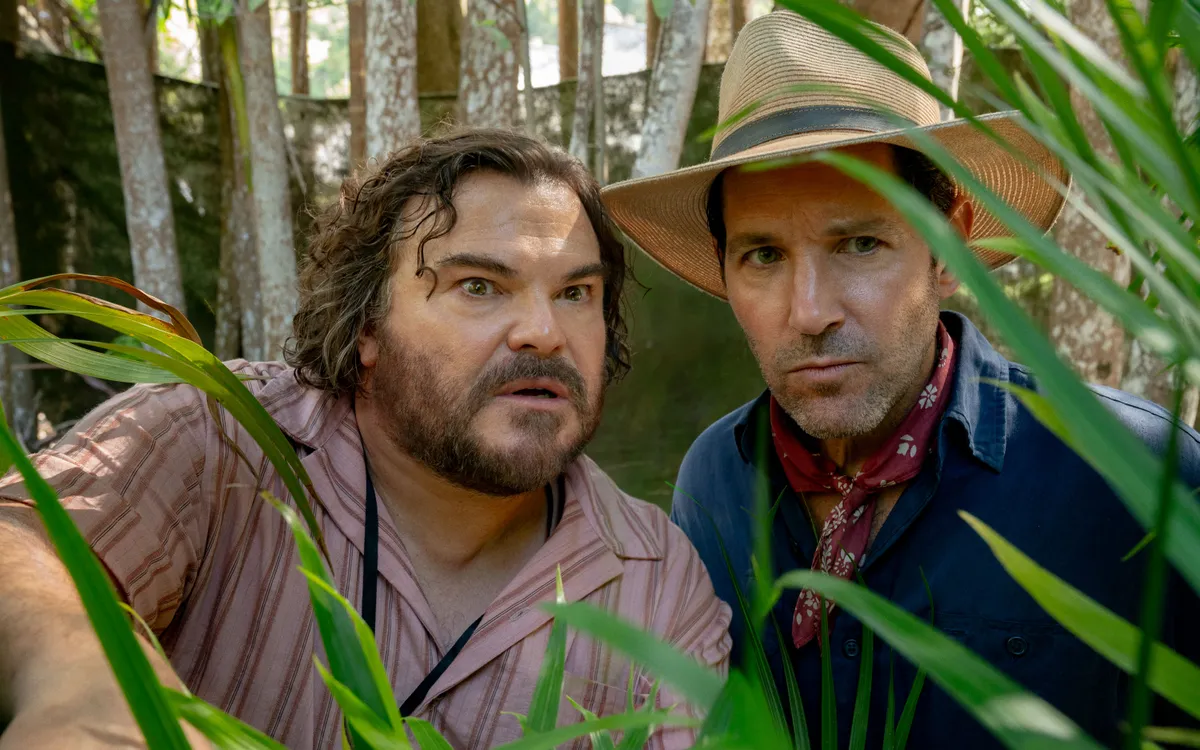Jack Black và Paul Rudd làm mới "Đụng độ siêu trăn" của Jennifer Lopez