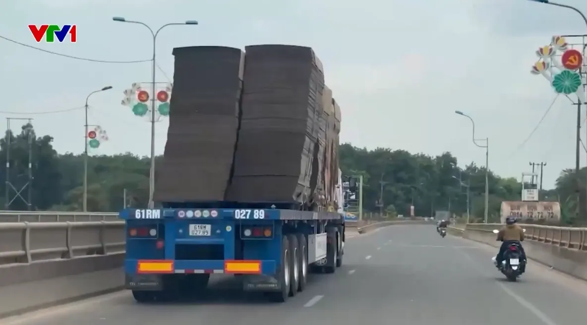 Vận tải hàng hóa lớn gặp khó trong đăng kiểm, xin cấp phép lưu hành