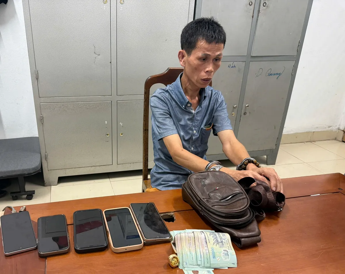 Bắt nghi phạm trộm hàng loạt tài sản của du khách ở Đà Nẵng