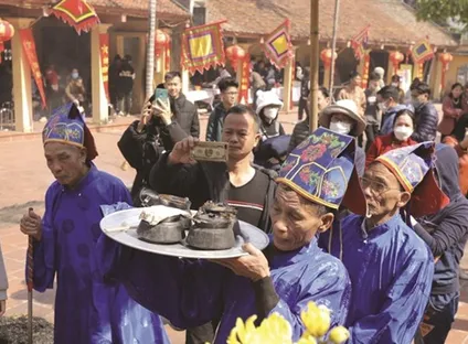 Villagers continue traditional rice cooking contest | VTV
