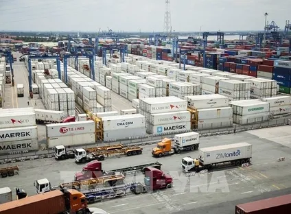 Vietnam runs trade surplus of 4.07 bln USD in Q1 | VTV