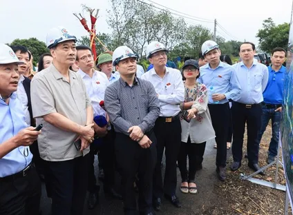 Vietnam is highly determined to build high-speed railway | VTV