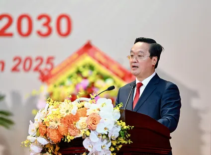Nguyen Duc Trung re-elected as Secretary of Nghe An Party Committee | VTV